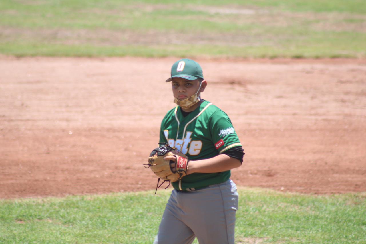 Abel Rodríguez lanza «No Hitter» – FEDEBEIS